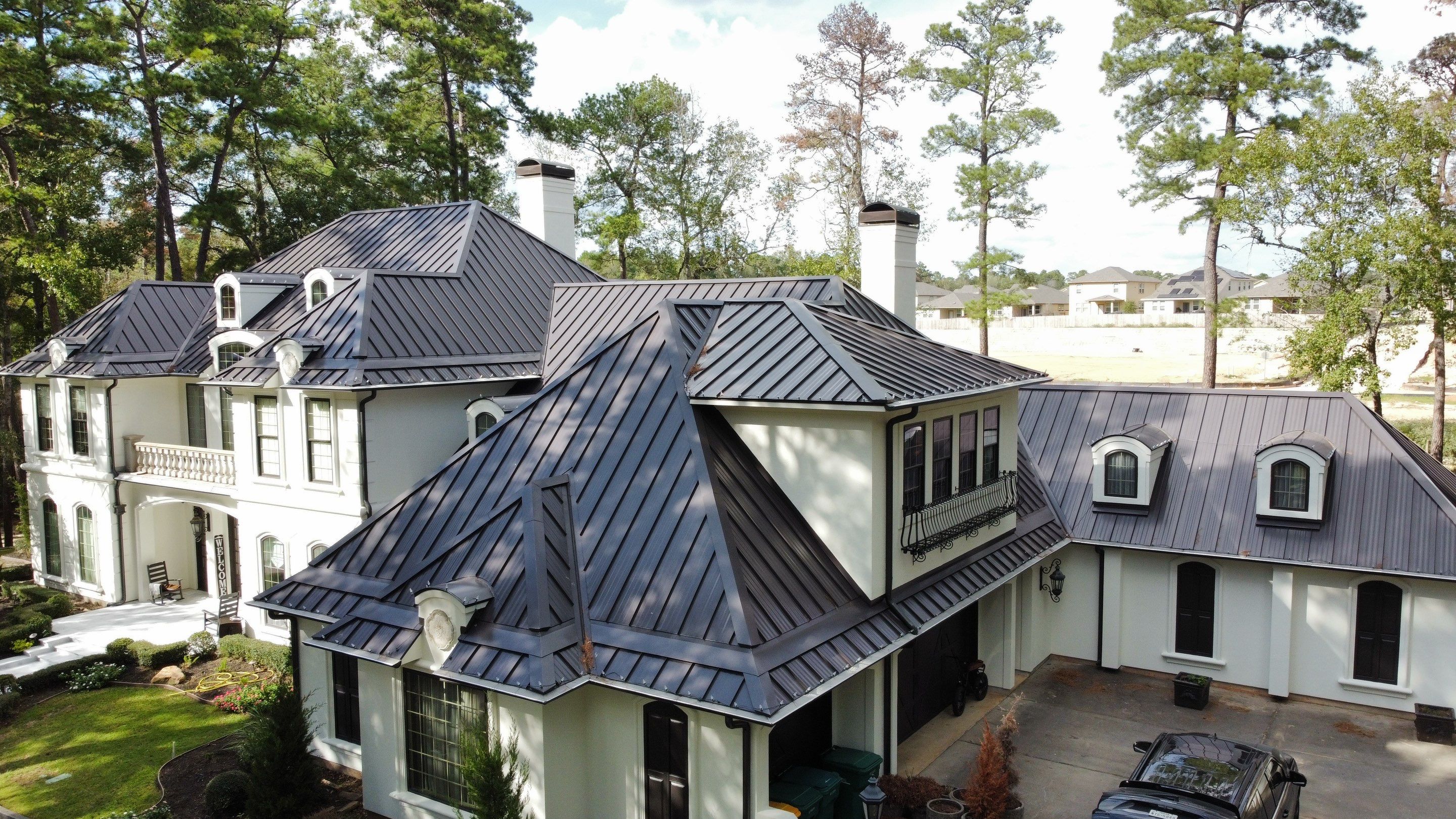 Choosing a Roof for Severe Weather Conditions